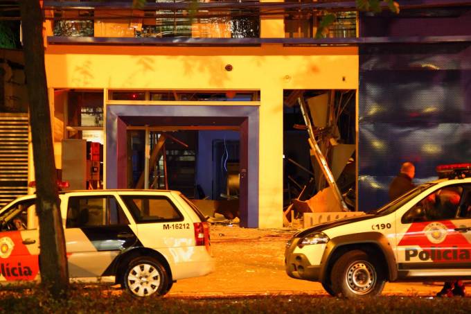 Cresce o número de roubos a bancos em São Paulo | VEJA SÃO PAULO Cresce o número de roubos a bancos em São Paulo | VEJA SÃO PAULO