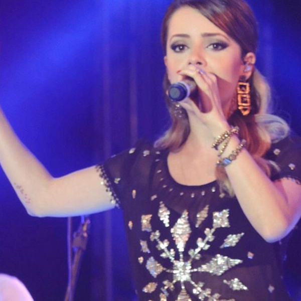 Sandy faz tatuagem discreta em homenagem ao filho Theo e surpreende ...