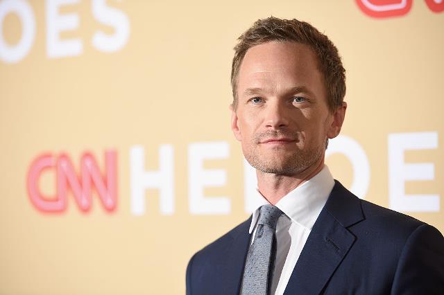 Irreconhecível: Neil Patrick Harris posta foto de seu personagem em ...