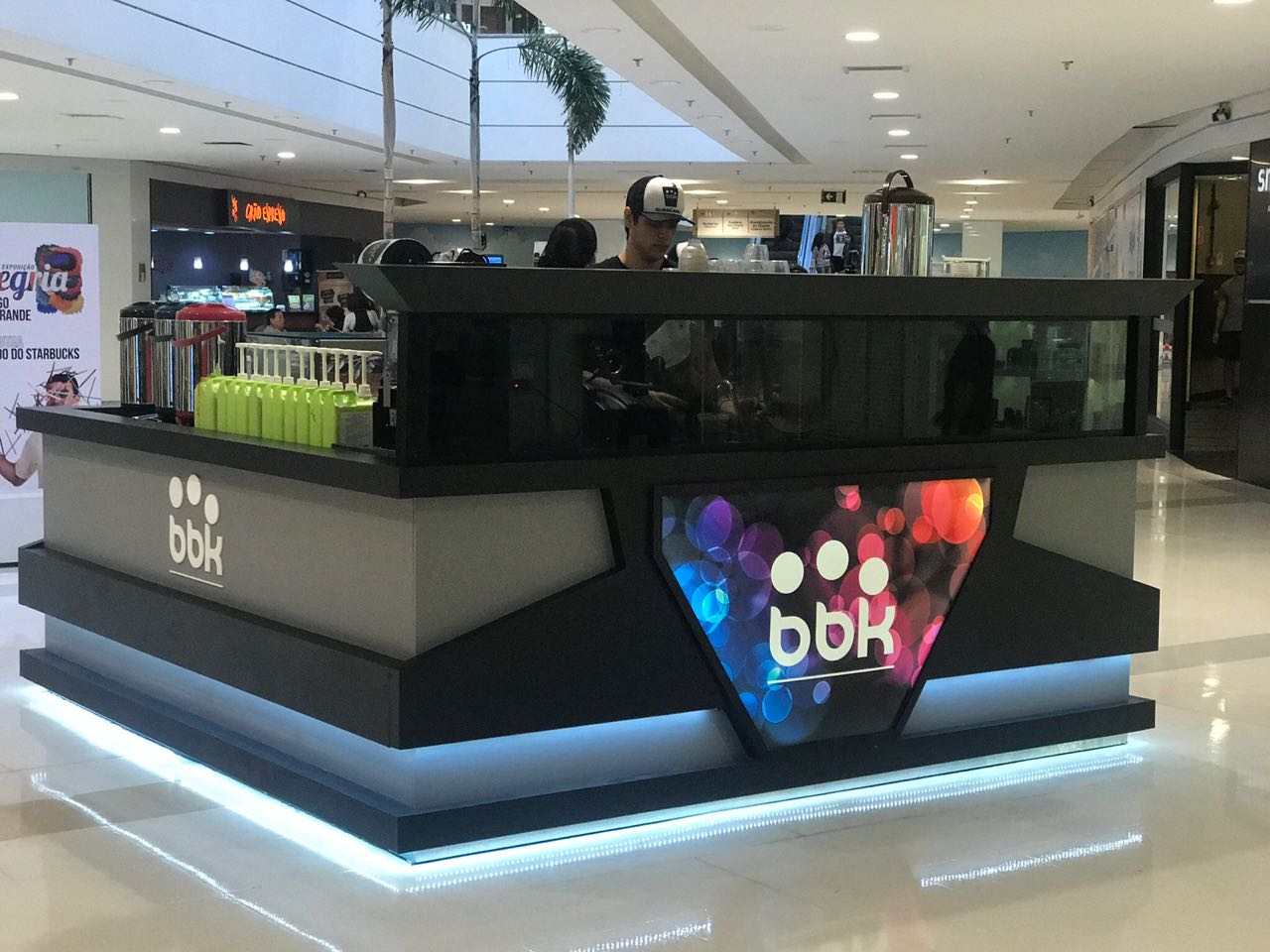 O sucesso do Bubblekill, que abriu setenta pontos em menos de dois anos ...